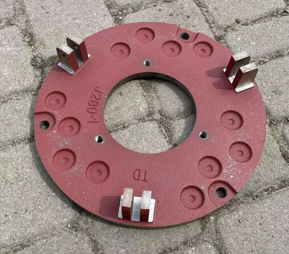 Купити Диск Т-25 нажимний корзини зчеплення 25.21.112 - Зчеплення від ...